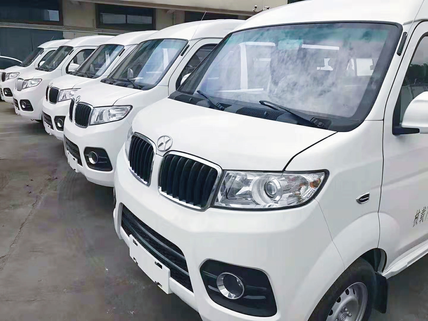 华晨鑫源X30LEV新能源物流车（多用途乘用车） - 闻金新能源产品手册